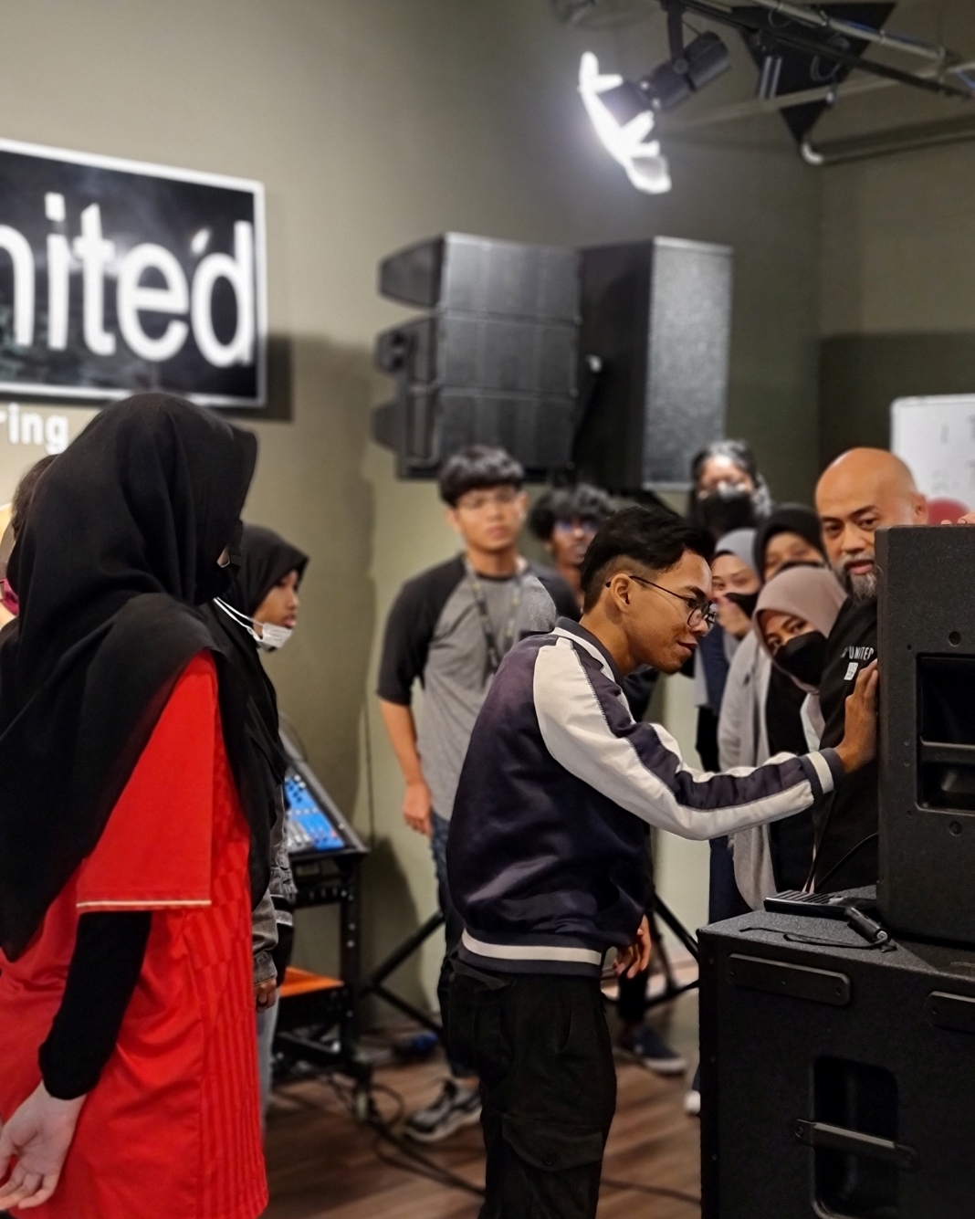 Basic Live Sound Workshop for CATS College Diploma students