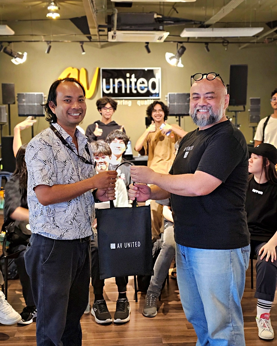 Throwback Tuesday: ICOM Students Industry visit